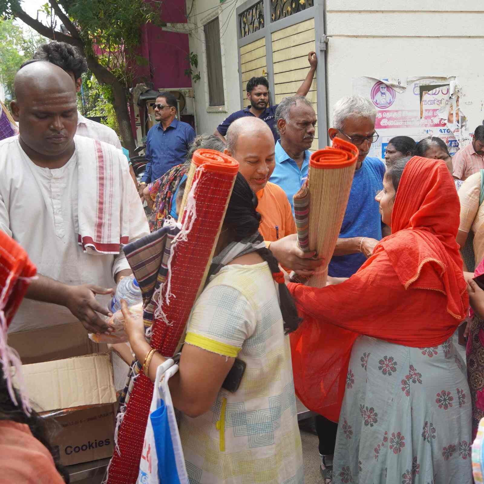 Cyclone Michaung Relief Work 2023 at Saidapet - 12th Dec 2023 (Photos ...